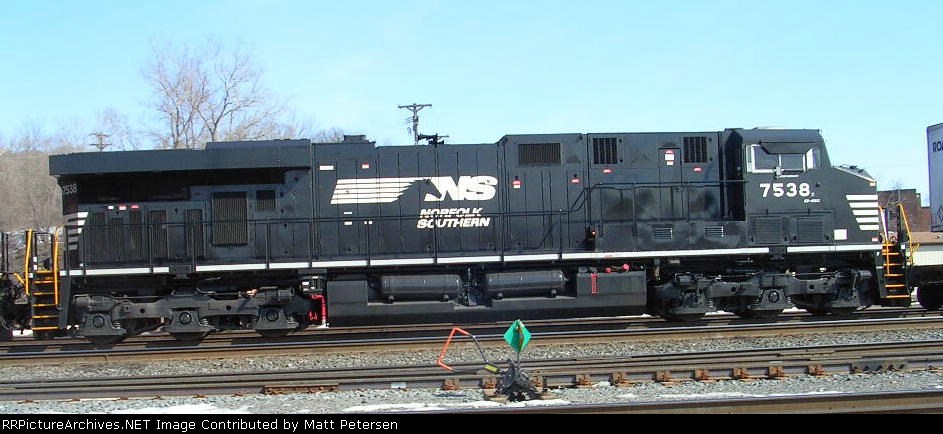 NS 7538